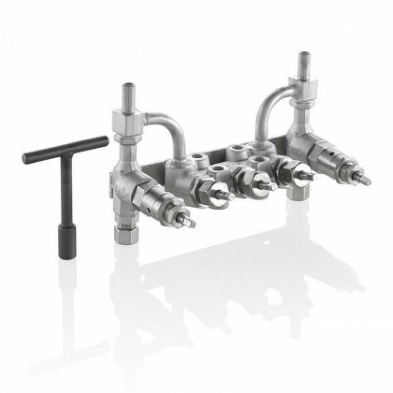 Manifold-Combinations Without Test Connection - Marktechnical